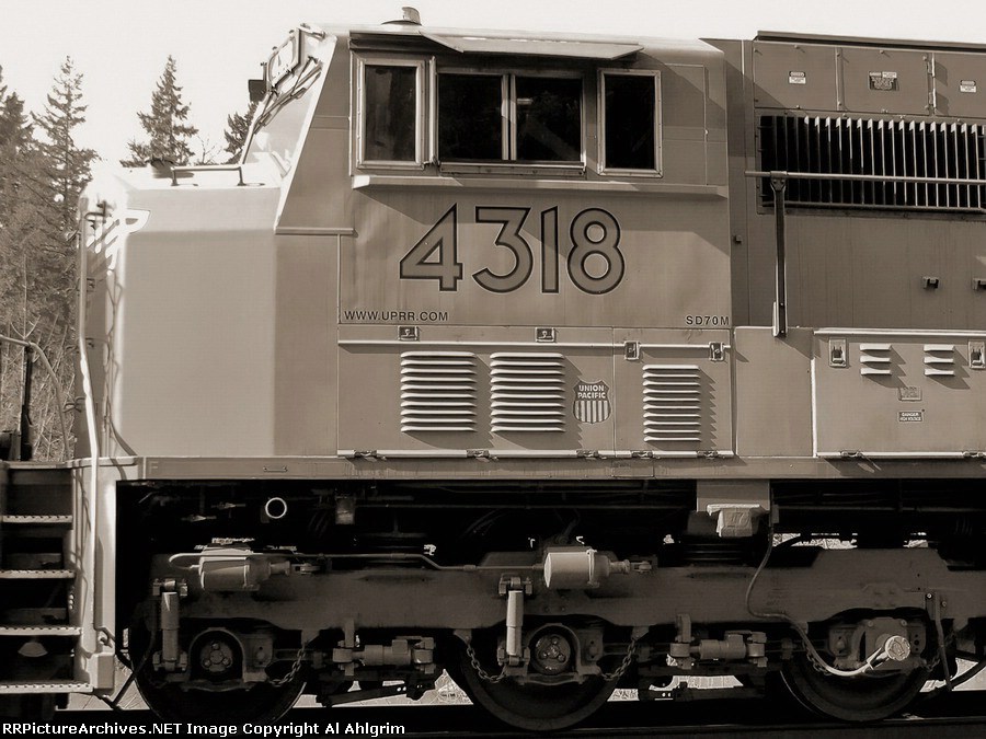 UP 4318